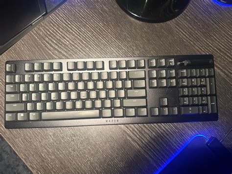 Razer Blackwidow V4 75 Razer Deathstalker Πληκτρολόγια Insomniagr