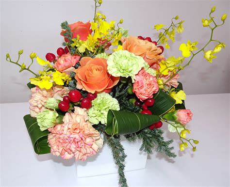 花キューピット御祝キューブアレンジメント｜茨城県水戸市の花屋さんは有限会社 花咲