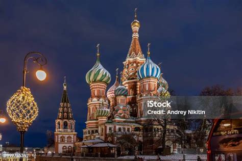 모스크바 러시아의 붉은 광장에 성 바실리 대성당 야간 조명 밤 하루 시간대에 대한 스톡 사진 및 기타 이미지 밤 하루 시간대