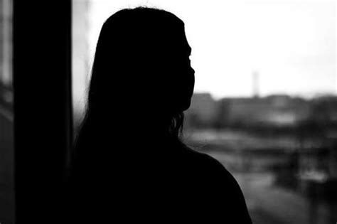 කුවේටයේදී එල්ලා මැරූ ශ්‍රී ලාංකිකයාගේ දේහය බෙදාගන්න කාන්තාවන් තිදෙනෙක්