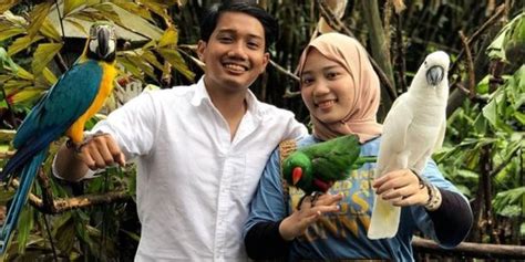 Atalia Dan Adik Eril Jemput Kedatangan Jenazah Di Soekarno Hatta