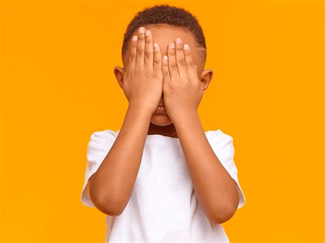 Timidez Infantil Cómo Tratar A Los Niños Tímidos
