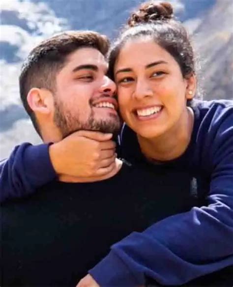 Después De Siete Años Una Monja Y Un Sacerdote Renunciaron A Su Vida