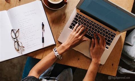 Үндсэн хуулийн өдөрт зориулсан илтгэлийн уралдааны материал хүлээн авах хугацааг сунгалаа Humanz