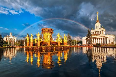 VDNCh (VDNKh) - Moskva | Cestujlevne.com