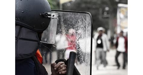 Спряха снимките на екшън филми в Париж за да не бъркат актьори с истински полицаи