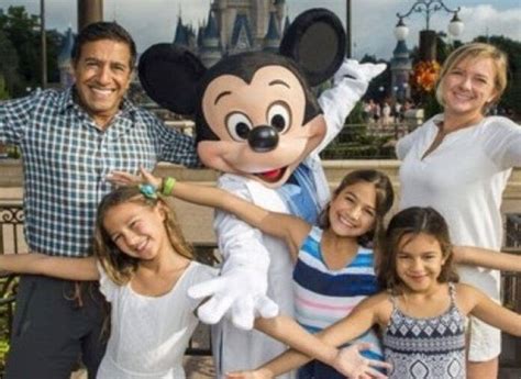 Who Is Dr Sanjay Guptas Daughter Soleil Asha Gupta Disney Side