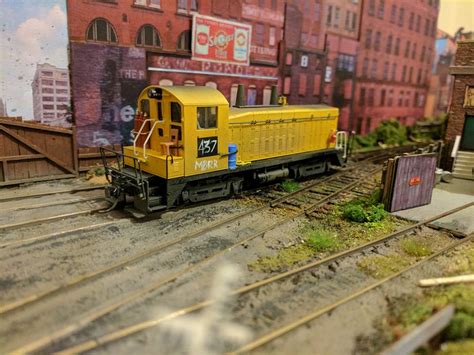 Small Ho Scale Switching Layouts