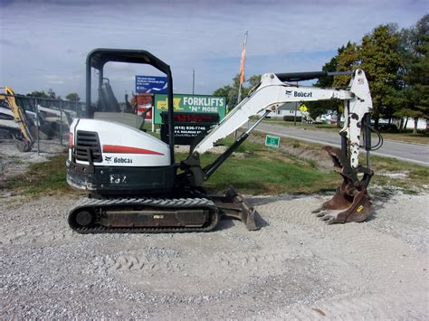 22 55 Bobcat E32 Excavator Forklifts N More
