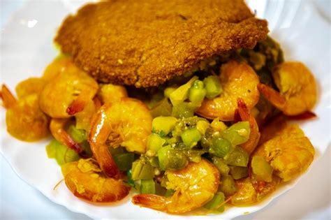 Alimentação tradicional brasileira de acaraj de origem africana baseada