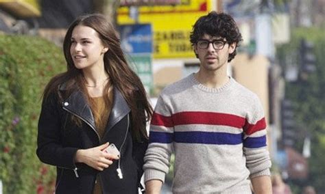 Joe Jonas Sandm Sex Tape Just A Vicious Rumour