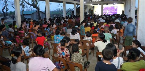 ရခိုင်ပြည်နယ်အတွင်း မိုခါမုန်တိုင်းသင့် ဒေသများတွင် ပြန်လည်ထူထောင်ရေး