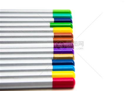 多色铅笔在侧面排成一行高清图片下载 正版图片504315815 摄图网