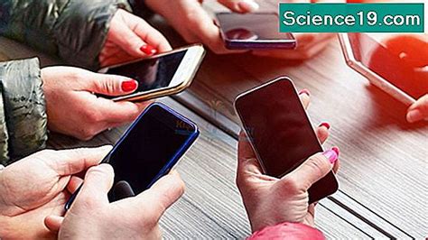Radyo Dalgaları ve Cep Telefonu Dalgaları Arasındaki Fark Nedir