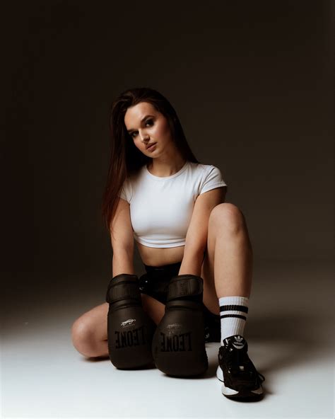 ПЕРСОНАЛЬНИЙ ТРЕНЕР РІВНЕ ОЛЯ У рингу як і в житті або ти або тебе 🥊🔥 Instagram