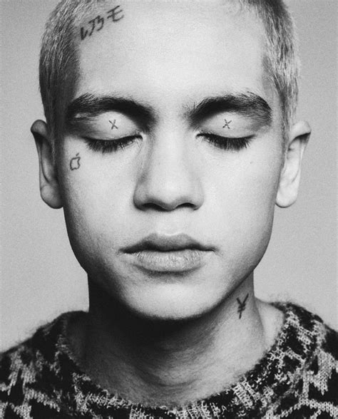 Dominic Fike Hand Tattoo Dominic Fike Tattoo Ideas Dominic Fine Dom