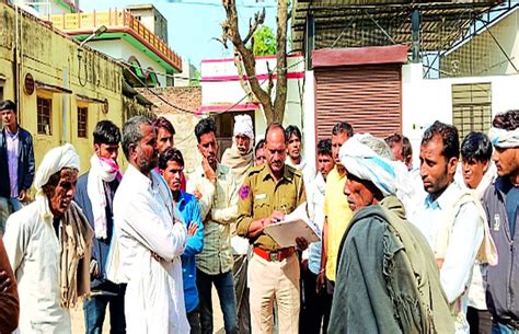 सडक़ दुर्घटना में बाइक सवार की मौत एक गम्भीर घायल Bike Rider Killed