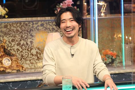 柄本佑、父・柄本明に緊張する瞬間告白 モデルプレス