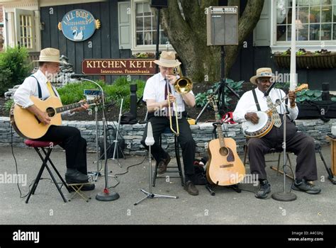 Banjo Jimmy Larues Band At Kitchen Kettle Village In Intercourse