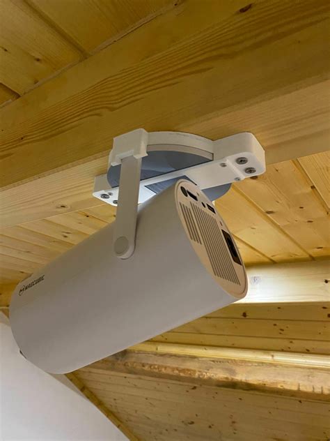 Stl File Magcube Hy300 Projector Ceiling And Wall Mount 📽️・3d Printer