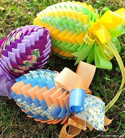 Пасхальные яйца из лент в технике АРТИШОК