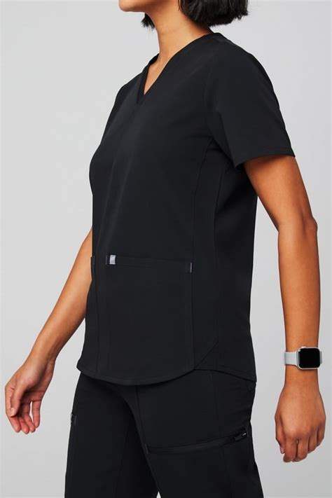 Method 2 Pocket Scrub Top Fabletics