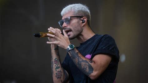 Ha Becsukom A Szememet Loptok Megjelent Byealex Legújabb Kritikus Dala Magyarországról