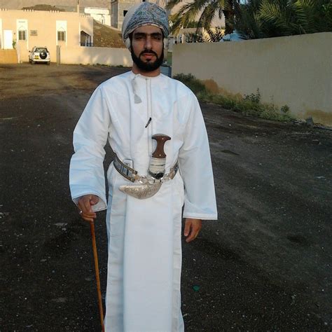 محمود بن الأزهر الهنائي