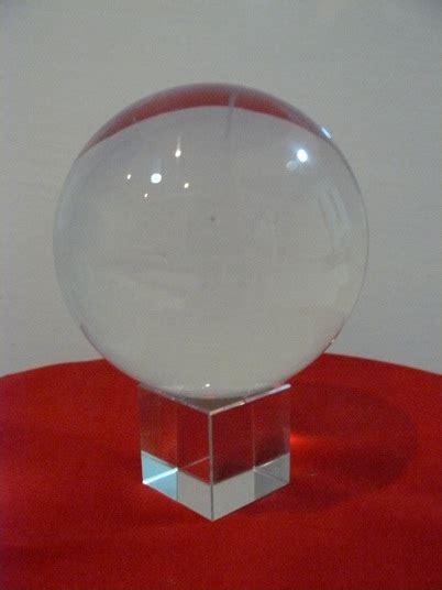 เชิญบูชา ลูกแก้ว คริสตัล เพ่งสมาธิ รายได้เพื่อการกุศล พลังจิต