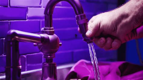 Cryptosporidium Outbreak Hits Uk Town Over 100 Affected Water Source Under Investigation B E