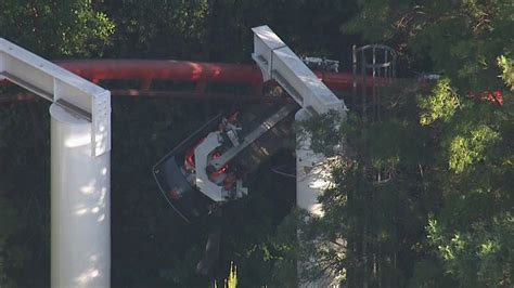 Six Flags Magic Mountain Ninja Roller Coaster Accident 4 Injured