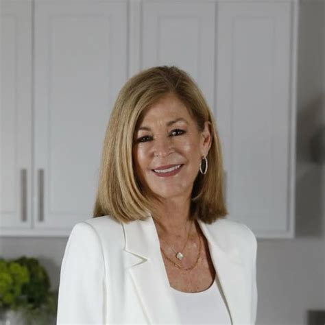 Susan Chase L Oc Realtor ☀️🍊🌴 Susan Chase • Threads Say More