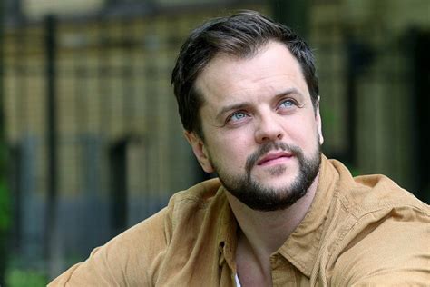 Video Gints Andžāns Uz Teātra Skatuves Piedzīvojis Nepatīkamu Ainu