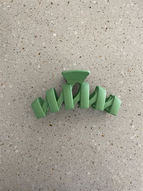 Cleo Large Moss — Charlies Scrunchies