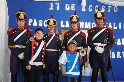 Granaderos Engalanaron El Acto Central Por El General San Martín