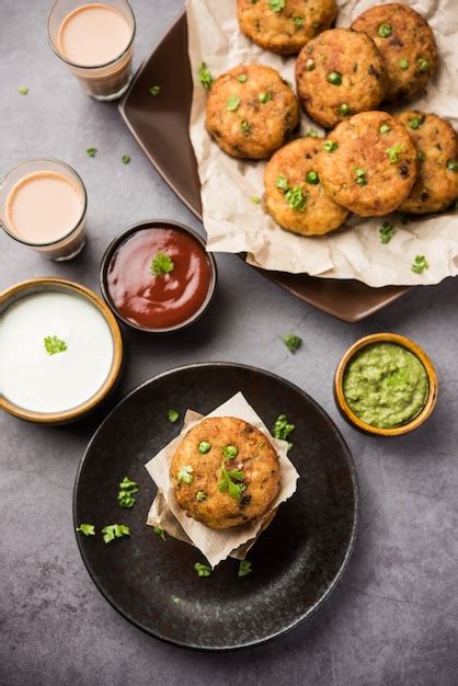 Premium Photo Aloo Tikki Or Potato Cutlet Or Patties Is A Popular