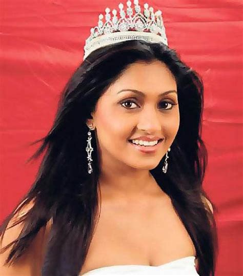 Sri Lankan Actress Hot Photos Sri Lankan Sexy Queen Aruni Rajapakses Some New Photos