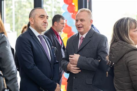 ГОТОВА Е Откриха новата сграда на Международният младежки център в Перник