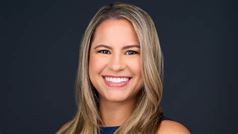 Podcast Estela Vargas Dives Deeper Into How Dental Practices Can Get
