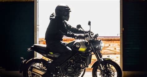 Naked Bike D Ng P Benelli Leoncino Ch Nh Th C Ch T Gi T I Ng