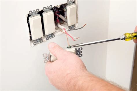 How To Wire The Non Sensor Switch In A Three Way Switch Setup With A