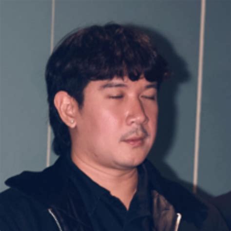 เบนจมิน วาร์นี เบนจมิน วาร์นี Added A New Photo