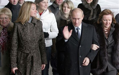 Us Slaps Sanctions On Putins Daughters The Washington Post