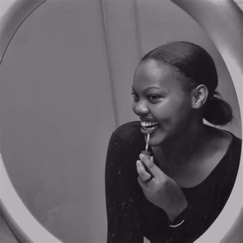 Ellah7 Ellah7 On Threads