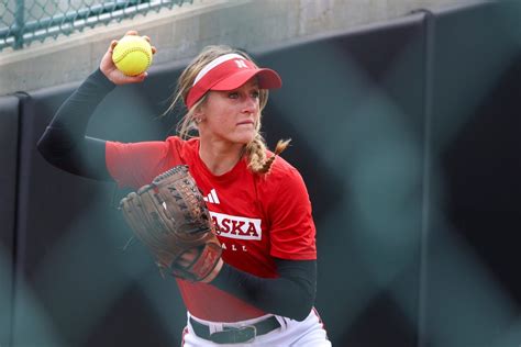 Jordy Bahls Move From Ou Softball Re Energizes Nebraska Cornhuskers