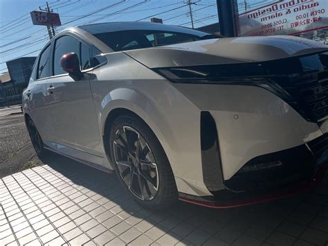 ニッサン ノートオーラ！ 純正boseが不満との事でオーディオシステムアップです！ ゴールドホルンのdspを中心に カロッツエリアのスピーカー