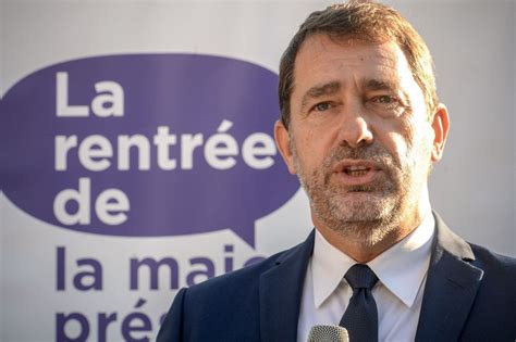 Macron Ally Blames Barnier For Brexit Deal ‘imprecisions Amid Fishing