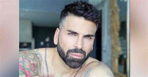 ¿ Ella Es La Mujer Con Quién Está Casado El Conductor De Univision