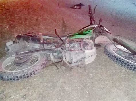 Motociclistas Chocaron Contra Poste Y Uno Murió Notigram