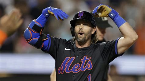 Analyst Urges Yankees To Trade For 50 Million Infielder From Rival